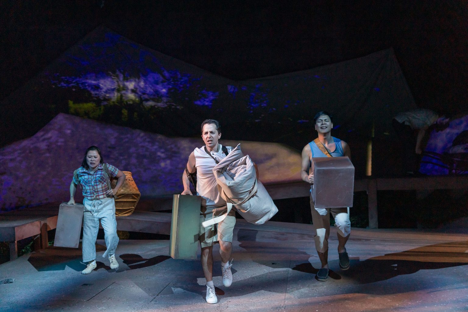 MIX-MIX, THE FILIPINO ADVENTURES OF A GERMAN JEWISH BOY: Theater Review ...